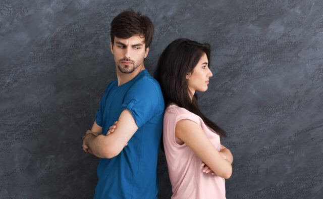 16 warning signs someone’s heart really isn’t in the right place