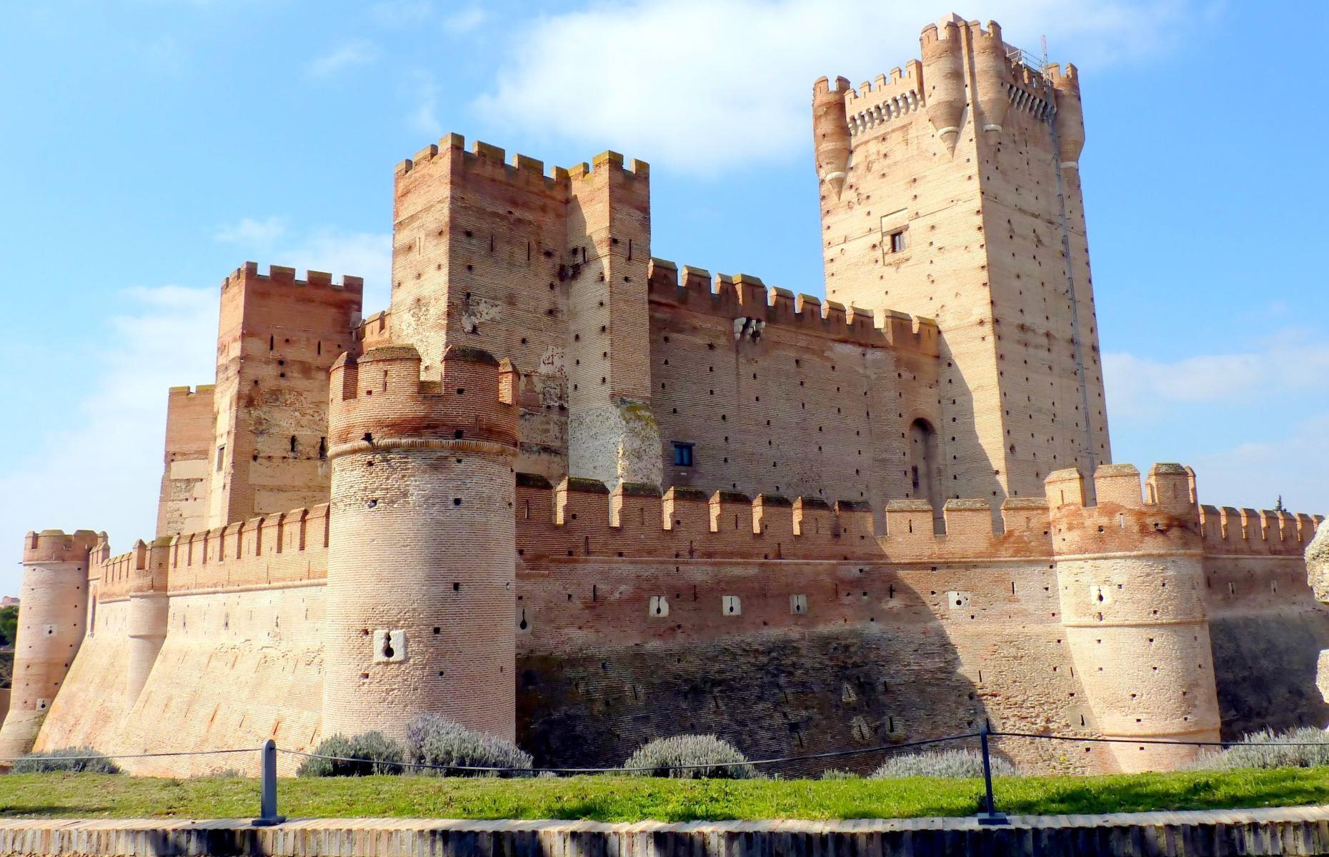 The most underrated castles worth visiting around the world