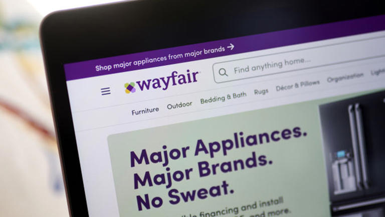 Wayfair struggles to reverse concerning customer behavior