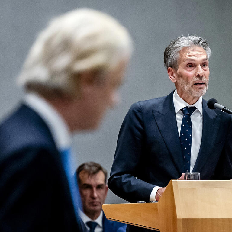 Il nuovo governo olandese prepara una stretta sull'immigrazione Il nuovo governo olandese prepara una stretta sull'immigrazione