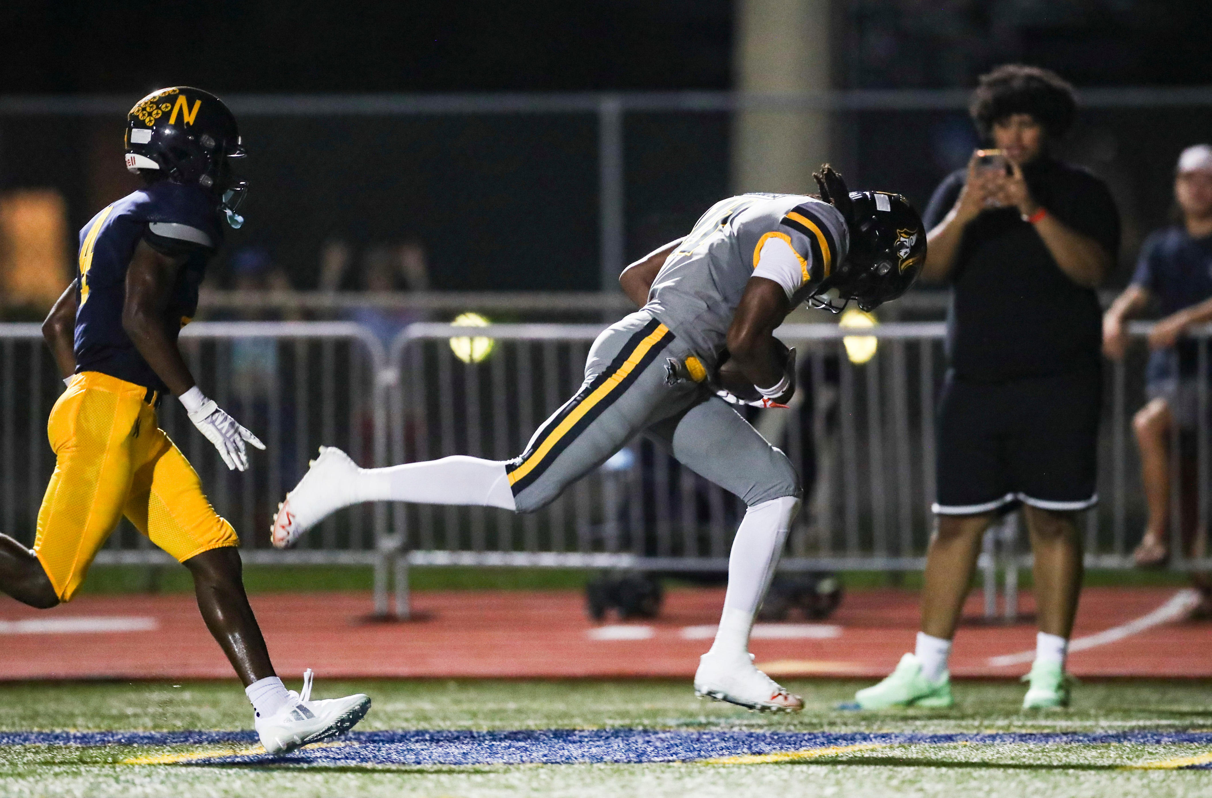 Florida State Seminoles football lands commitment from four-star WR ...