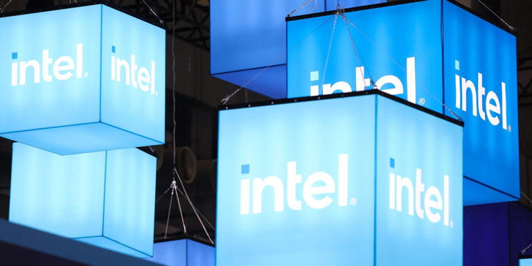 Intel’s CEO is about to visit Trump. What’s at stake for the chip maker ...