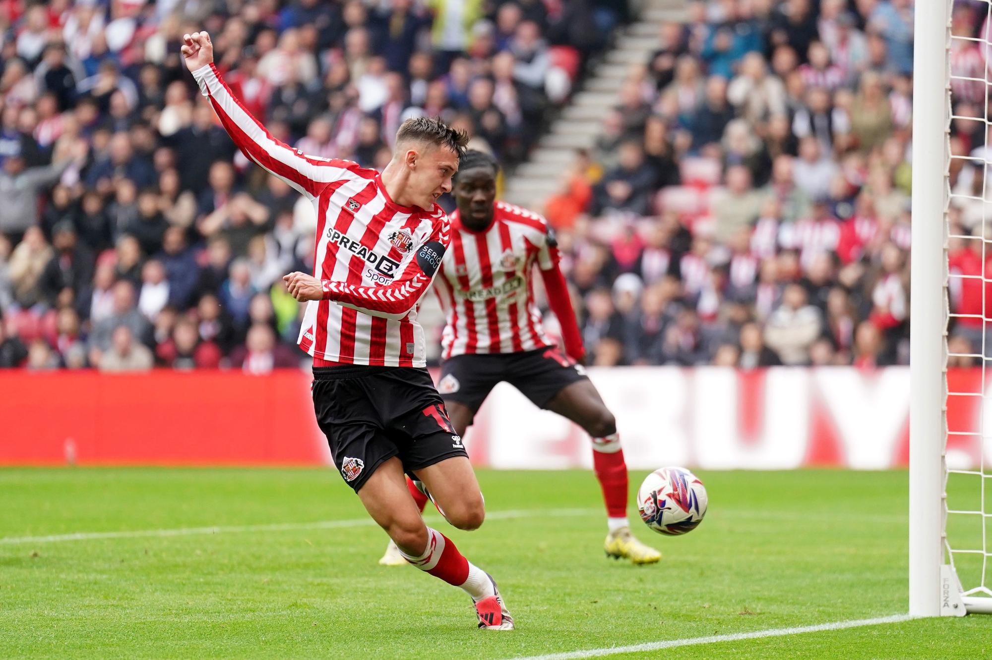 'Instinctive genius' - Sunderland star nominated for Championship goal ...
