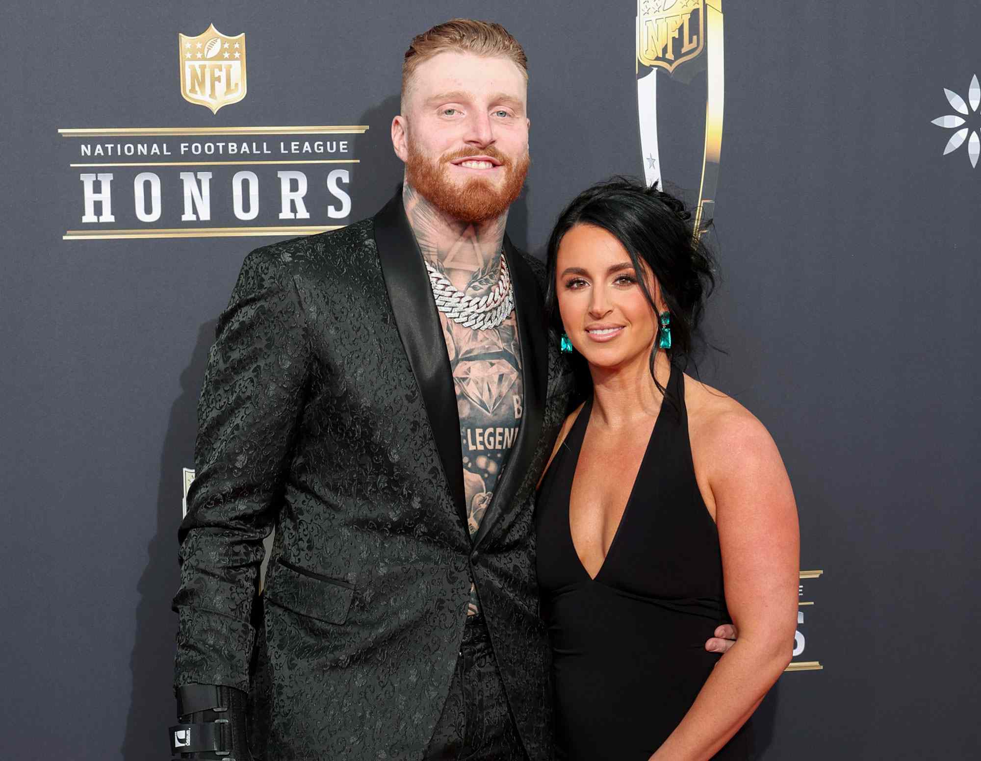 Raiders Defensive End Maxx Crosby Reveals How Wife Rachel Washburn ...