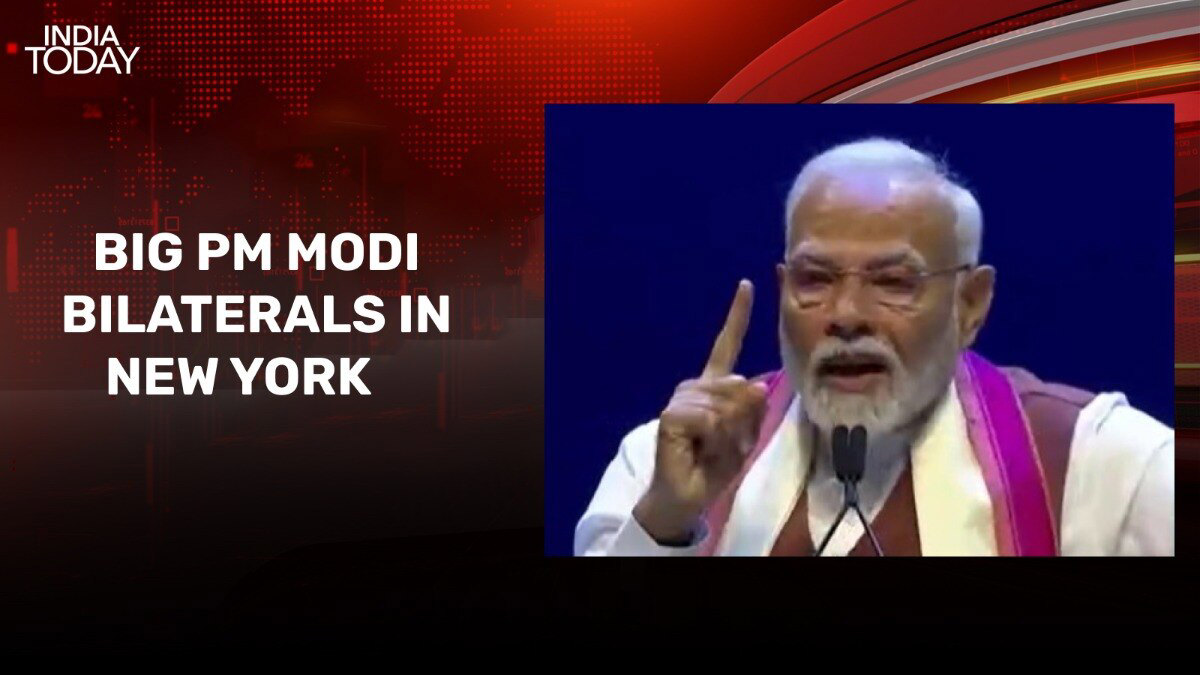 PM Modi meets Palestinian President, addresses Indian community in New York PM Modi meets Palestinian President, addresses Indian community in New York