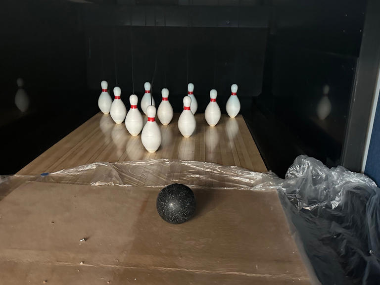 What's duckpin bowling? And what's the difference between regulation ...