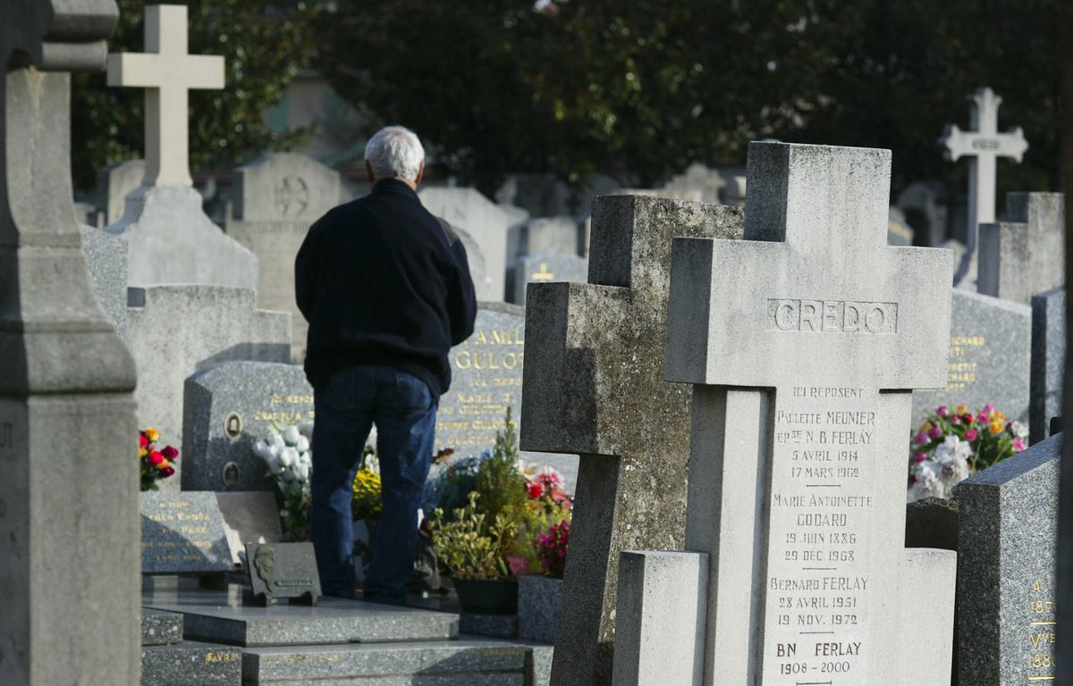 Pourquoi le 1er novembre est-il un jour férié Pourquoi le 1er novembre est-il un jour férié