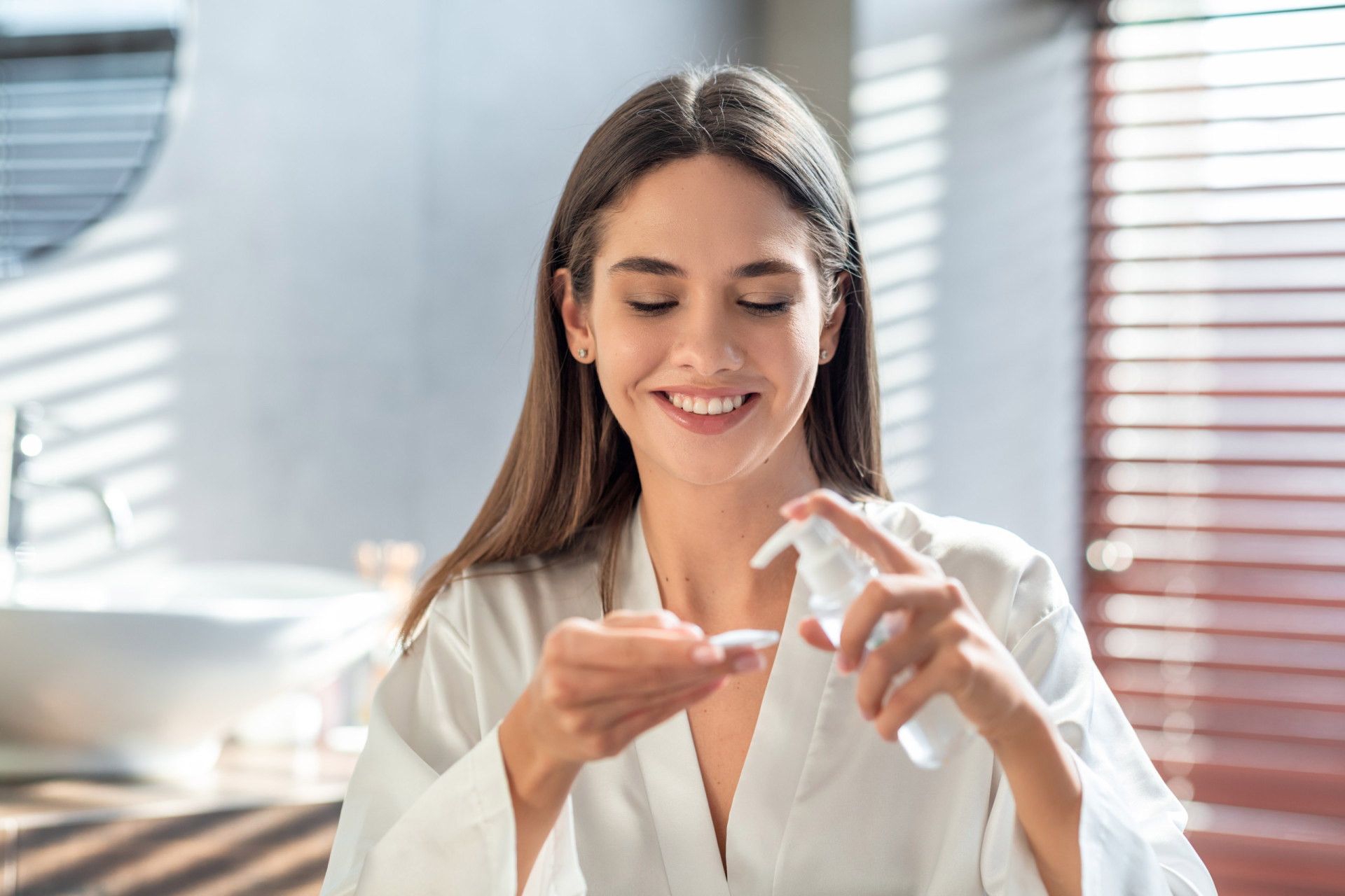 What is the oil cleansing method and how does it work? What is the oil cleansing method and how does it work?