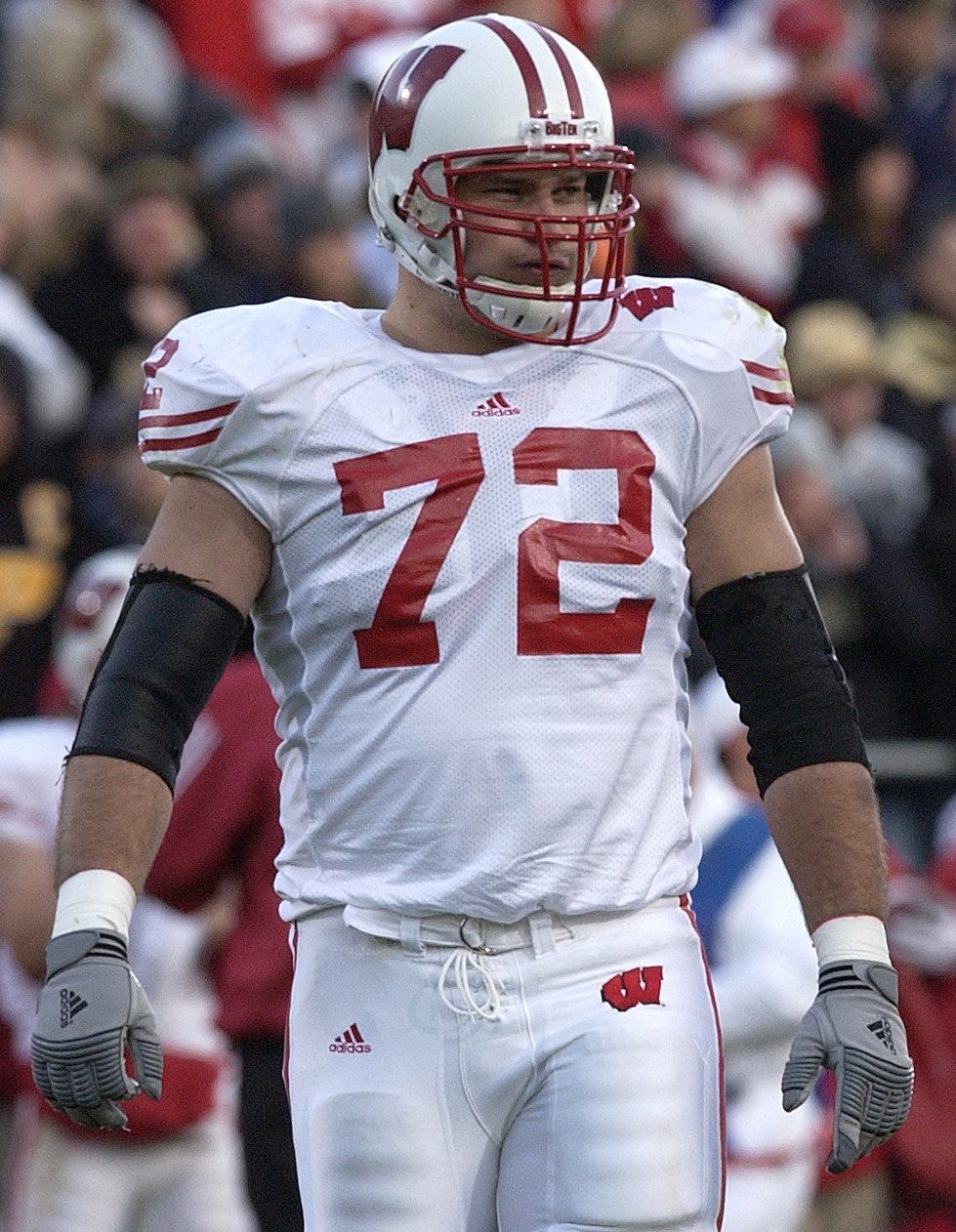 Here is our all-time Wisconsin Badgers fantasy offensive line