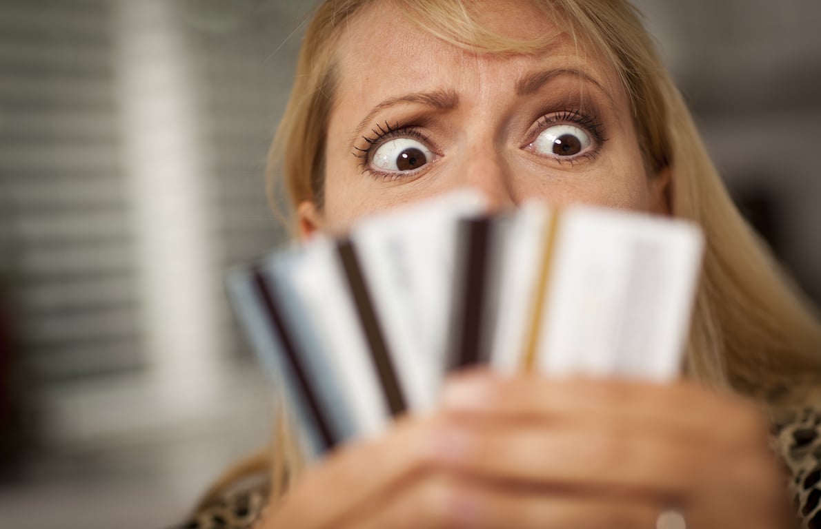 The 8 absolute worst things you can carry in your wallet