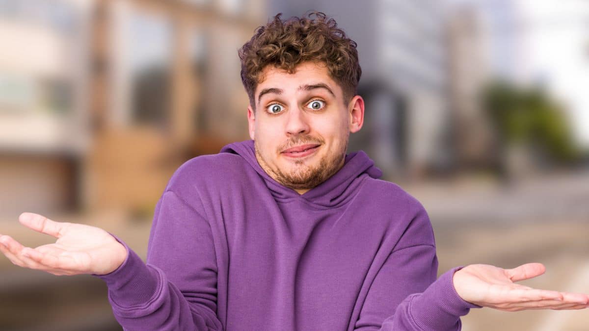 6 Places People Can Cash Personal Checks Without A Bank Account