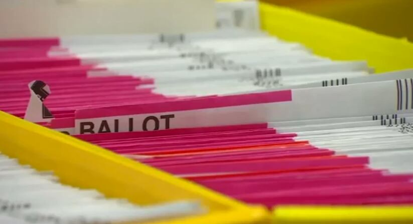 Oregon lawmakers want monthly reports on voter registrations