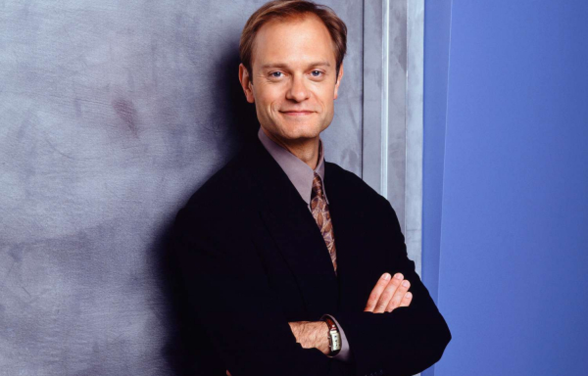 25 Hilarious Sitcom Sidekicks Who Stole the Show