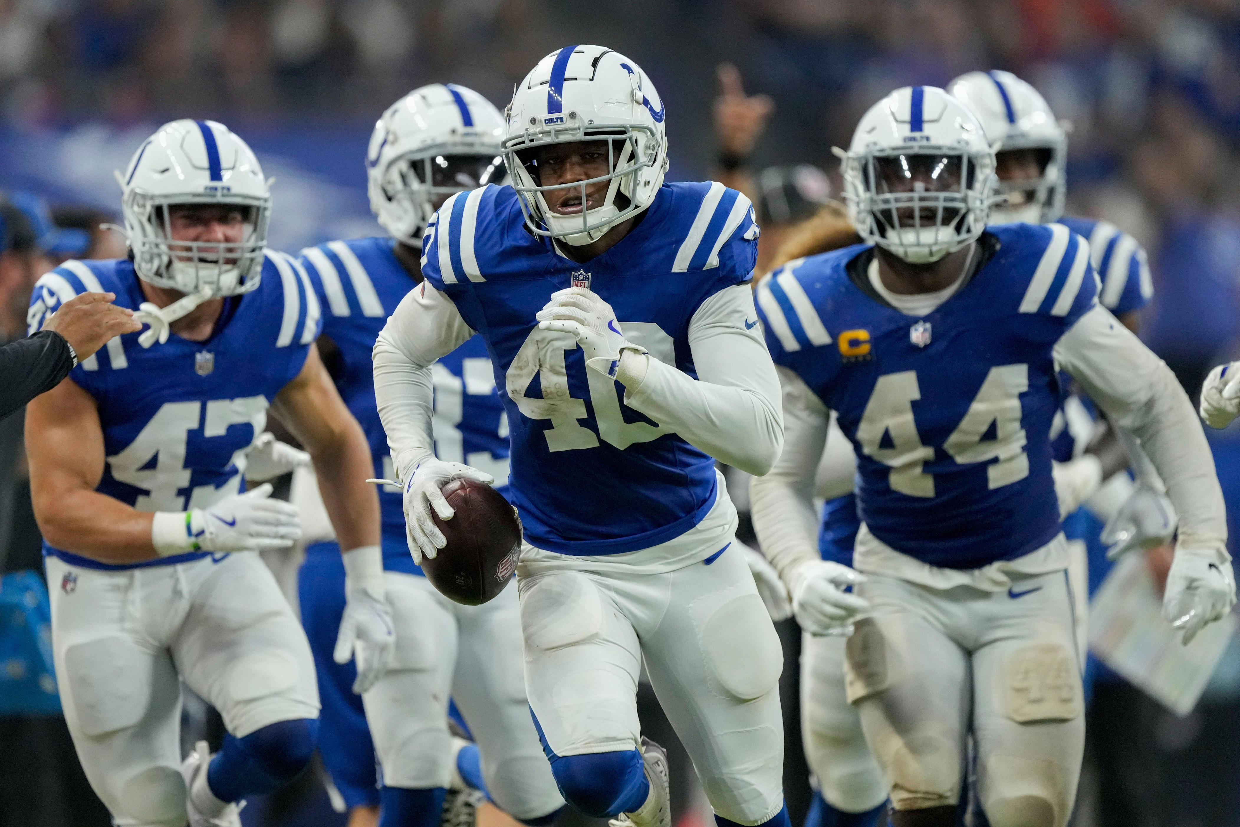 2 Indianapolis Colts players receive unique recognition for 2025 season