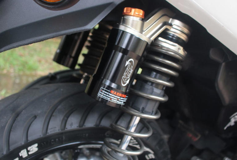 Harus Tahu, Masalah Yang Sering Terjadi Pada Sokbreker Motor Tipe Tabung