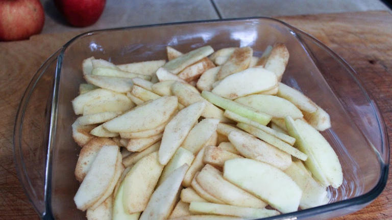 Jenni's Shared A Great, Basic Old-fashioned Apple Crisp Recipe That ...