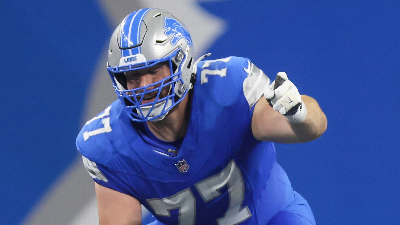 Lions center Frank Ragnow has partially torn pectoral muscle