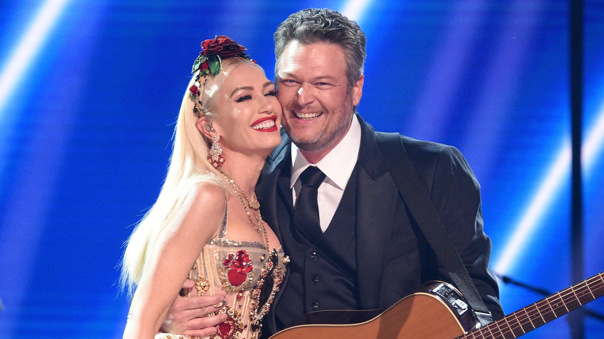 Gwen Stefani makes statement with Blake Shelton at latest appearance ...