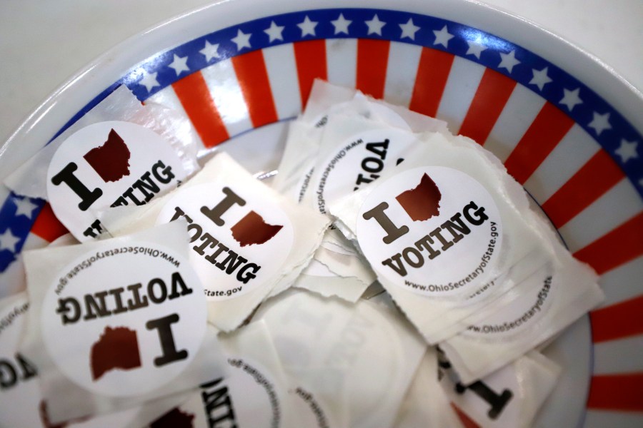 New poll shows Democratic candidates ahead in Ohio
