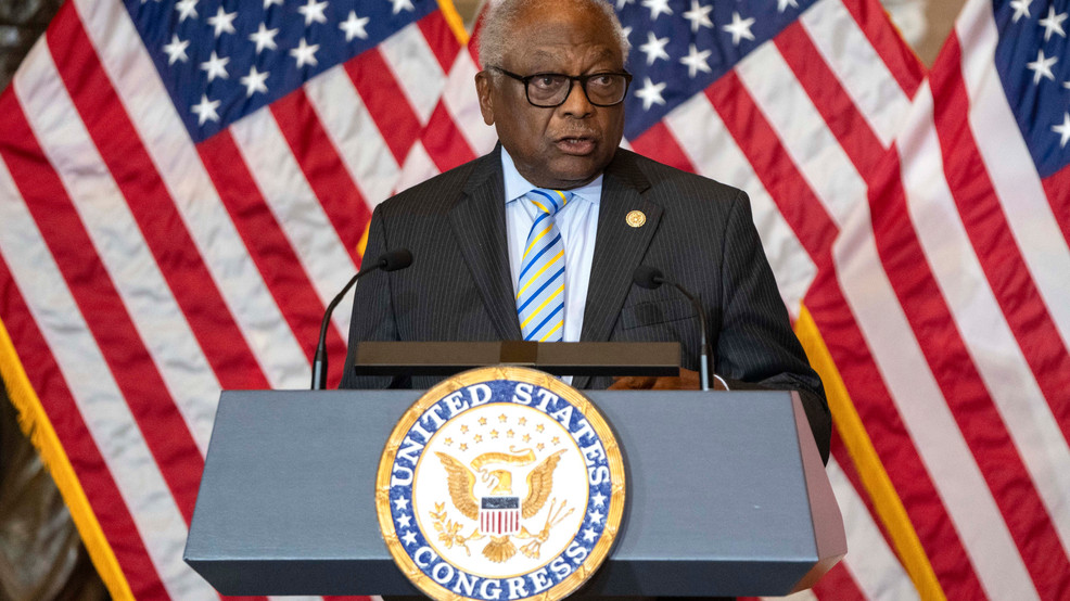Rep. Clyburn offers prayers, pledges action after fatal air collision ...