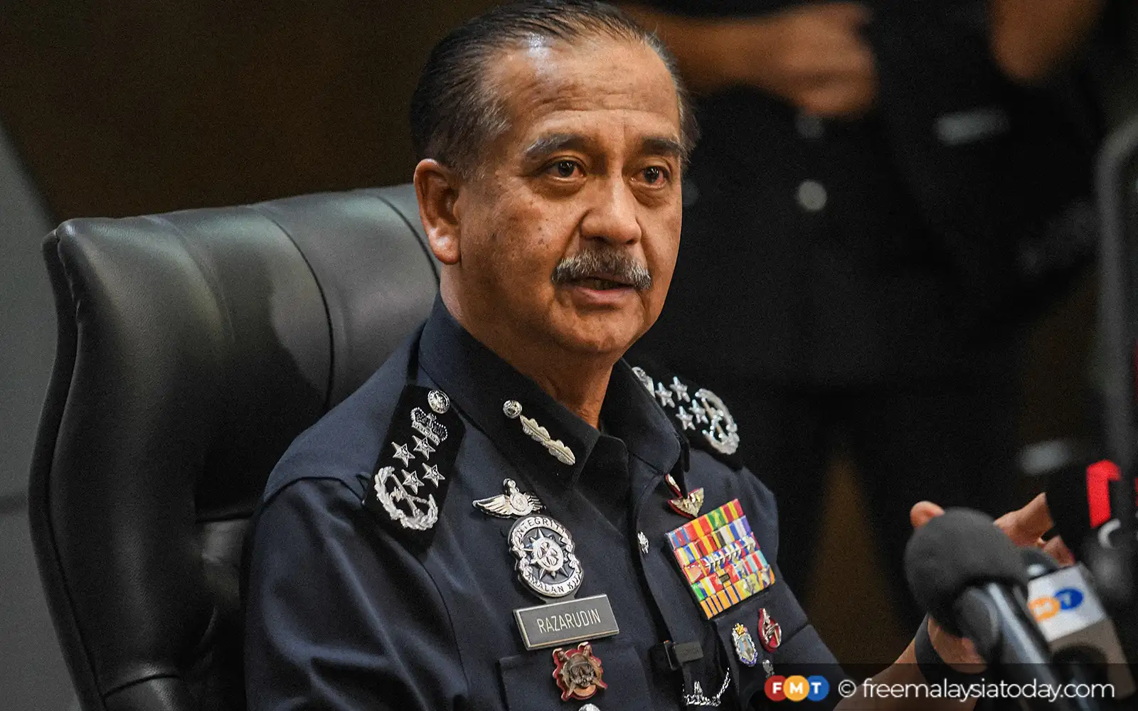 Cops probe Sin Chew over Jalur Gemilang gaffe