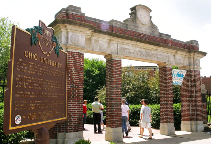 Ohio University announces library program to cut student textbook costs