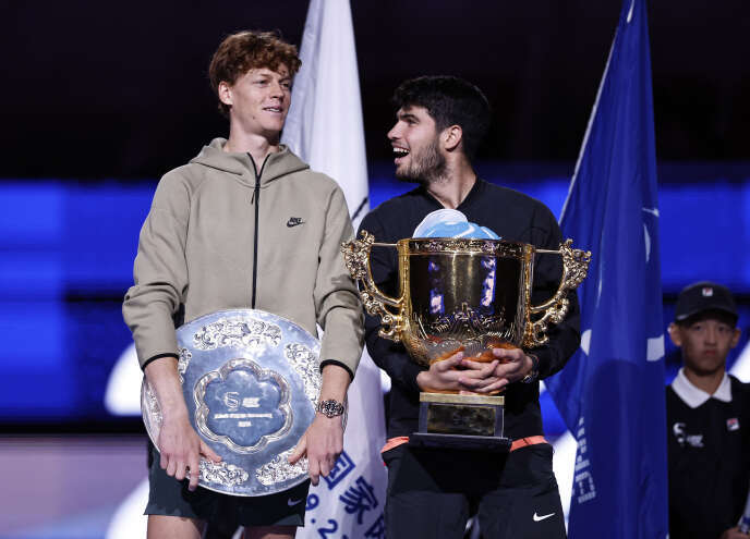 Carlos Alcaraz remporte le tournoi de Pékin face à Jannik Sinner ... Carlos Alcaraz remporte le tournoi de Pékin face à Jannik Sinner ...
