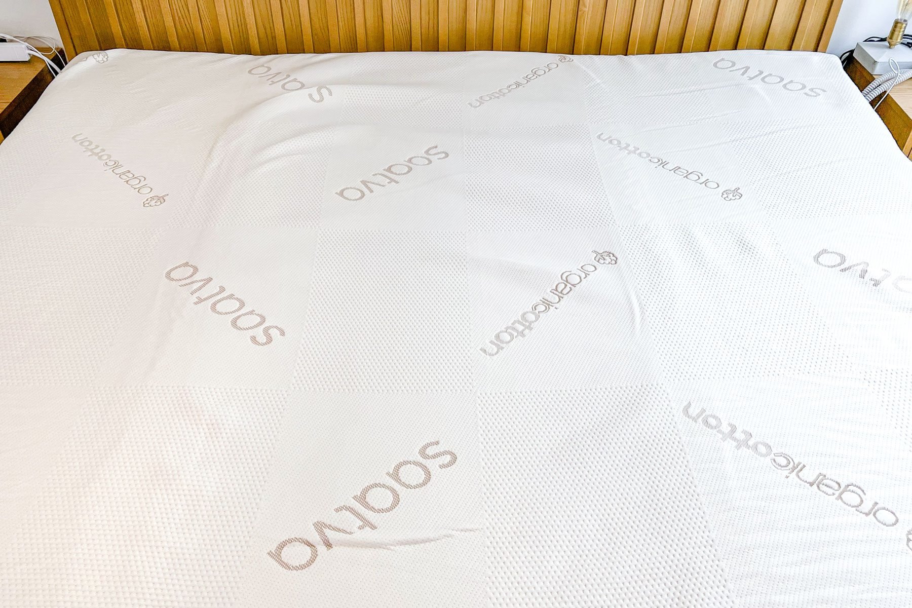 Saatva Graphite Memory Foam Mattress Topper Review: It Immediately ...