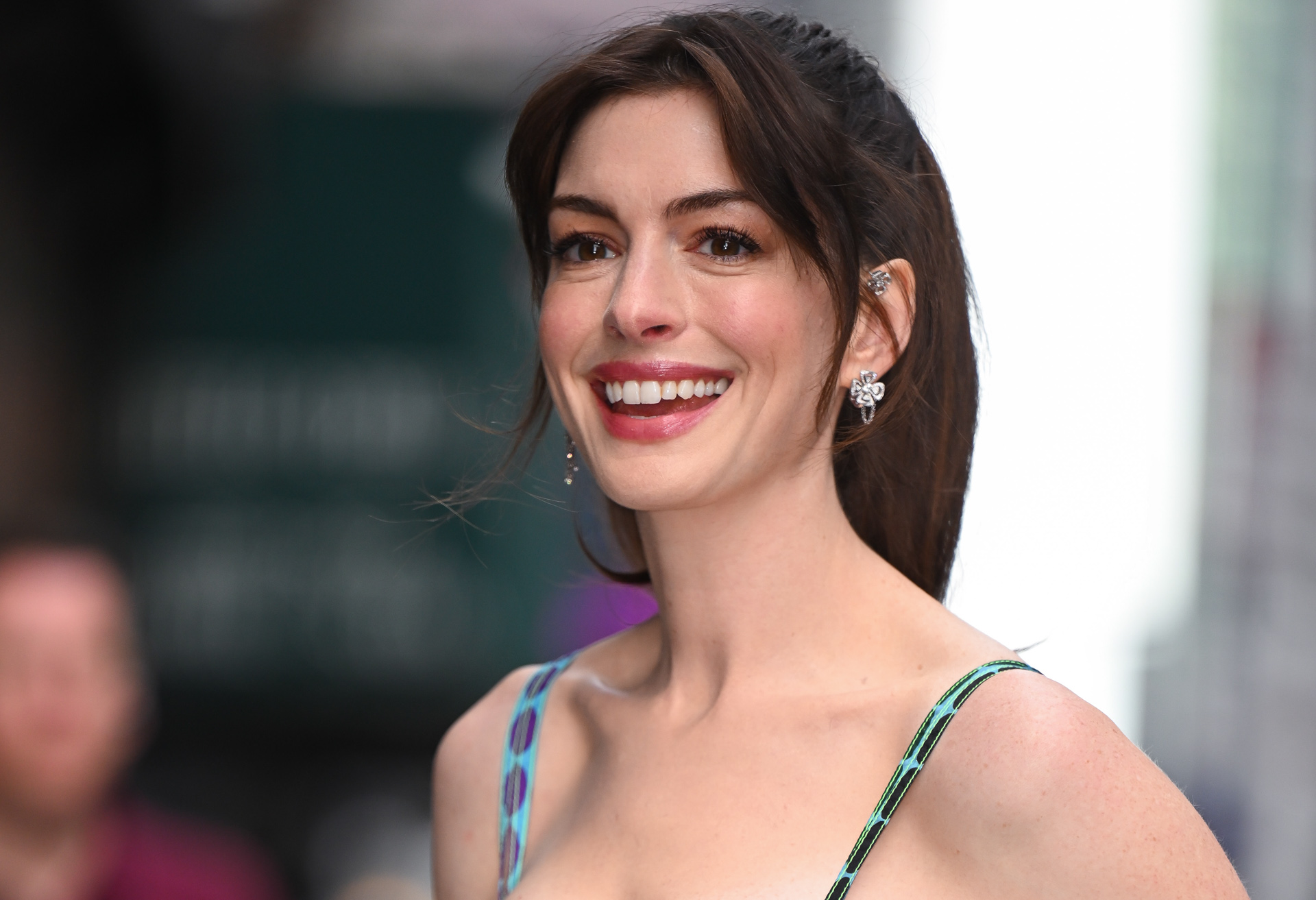 Anne Hathaway si sente sola?