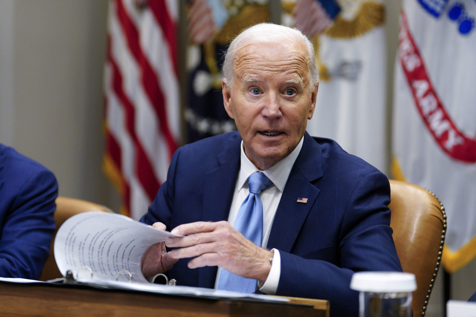 Iran warns U.S. after missile attack on Israel Iran warns U.S. after missile attack on Israel