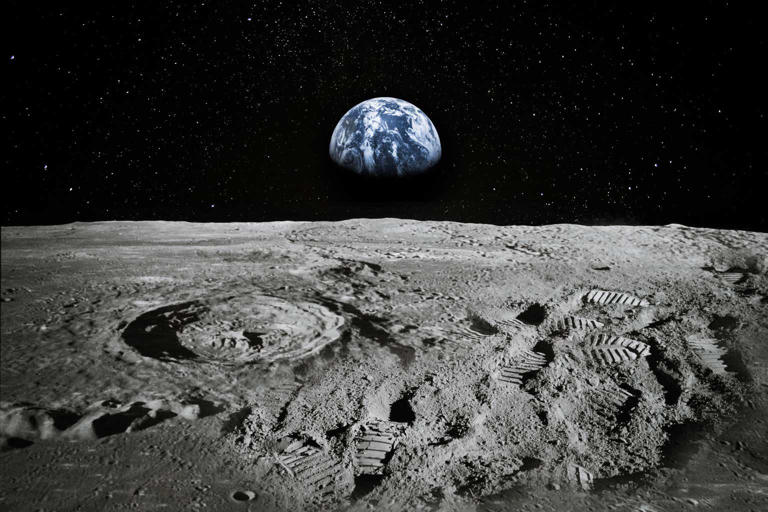NASA awards $600M in new lunar missions, lifting Intuitive Machines ...