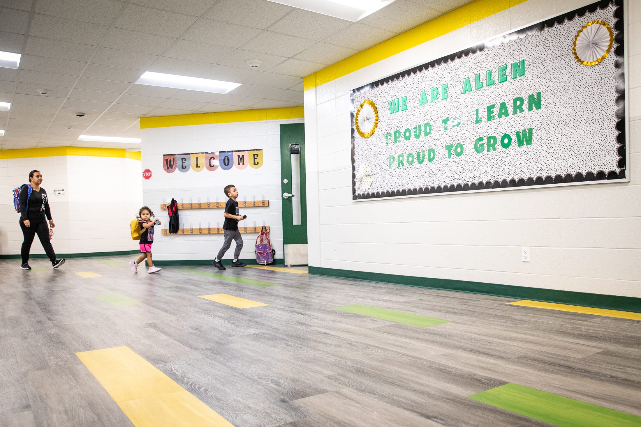 Allen Elementary School celebrates new library, campus renovations