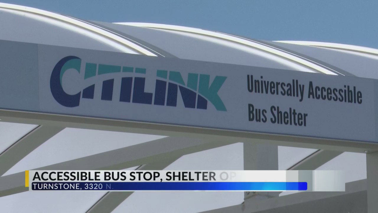 Universally accessible bus shelter opens Universally accessible bus shelter opens