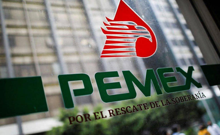 Pemex vuelve a prometer pago a proveedores, pese a aumento de la deuda