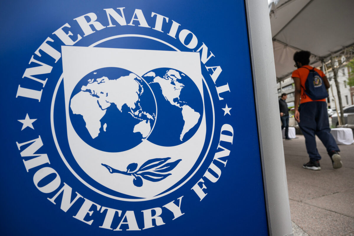 IMF reaches preliminary deal with Argentina on a $20-B bailout