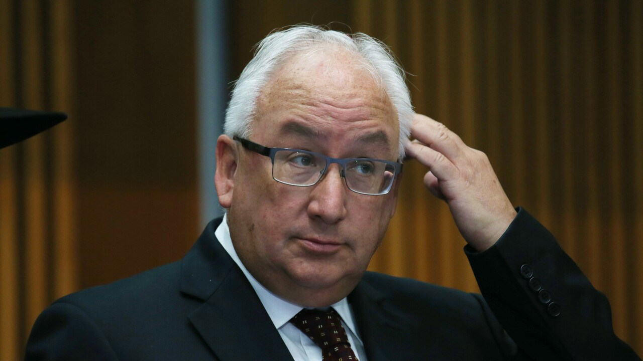 Michael Danby ‘disassociates’ himself from Albanese Labor government Michael Danby ‘disassociates’ himself from Albanese Labor government