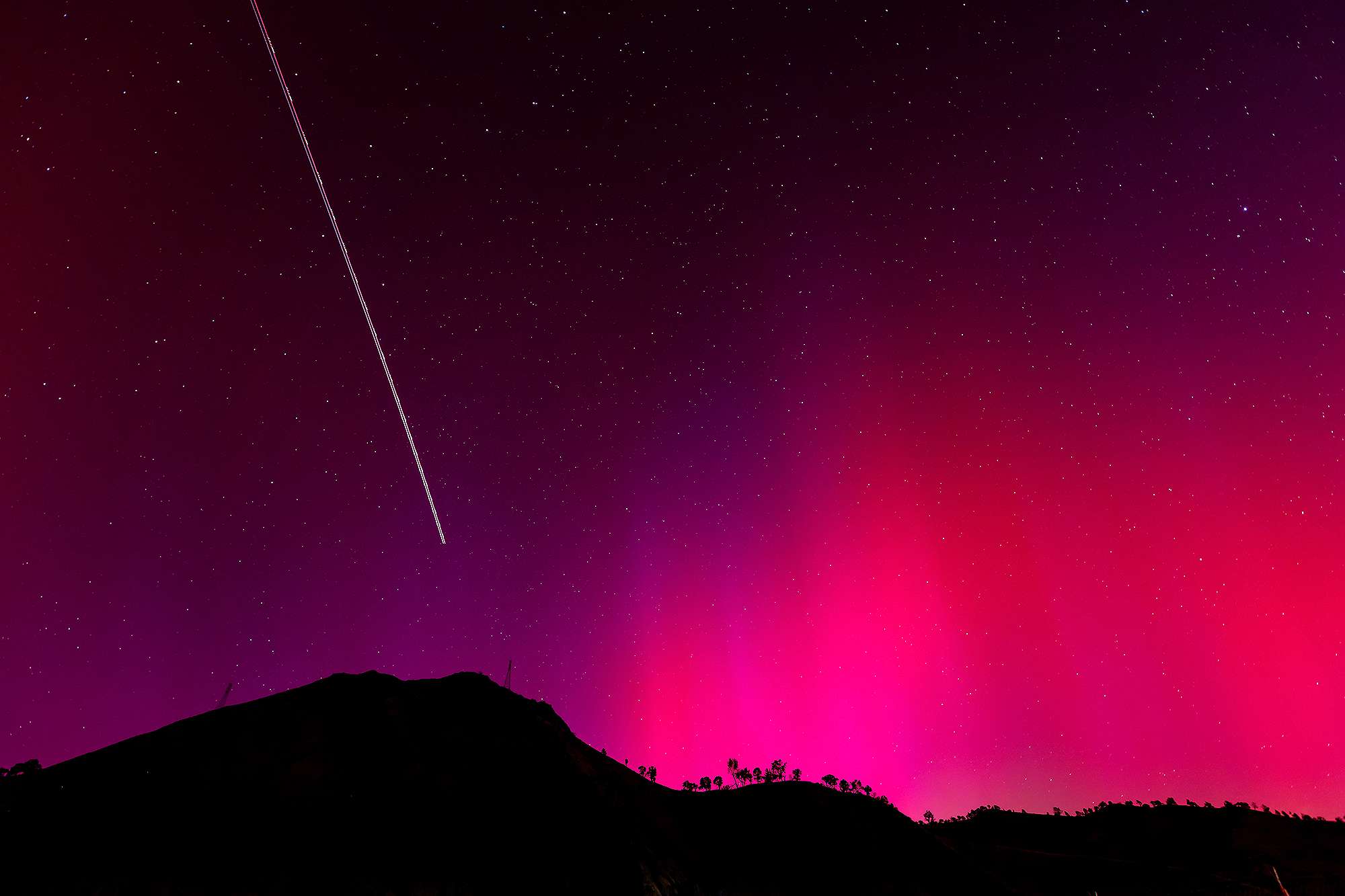 How to Watch a Rare Display of the Northern Lights and Perseids Meteor ...