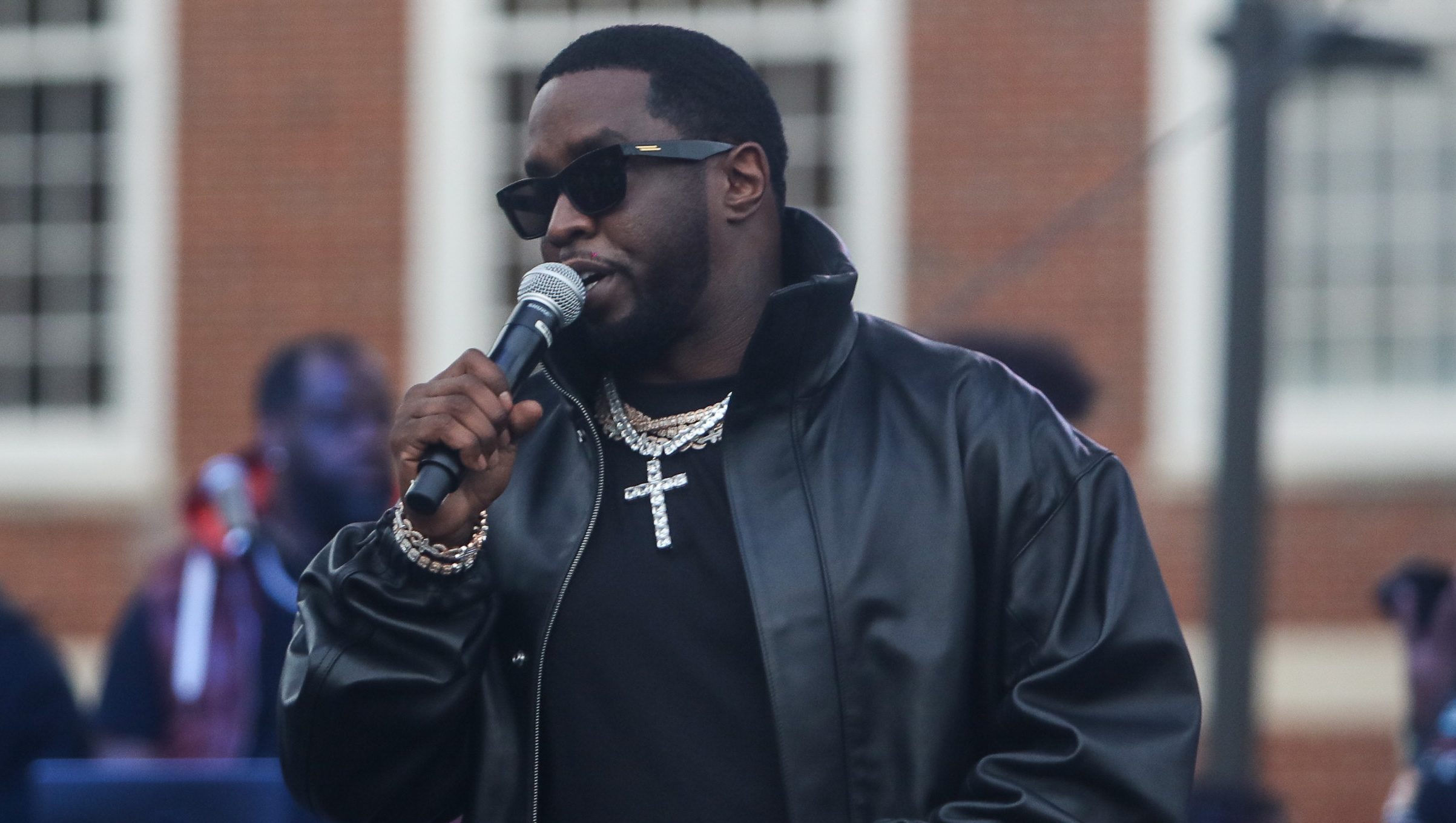 Does Diddy Have a Girlfriend Now? Update Amid Sean Combs’ Sex ...