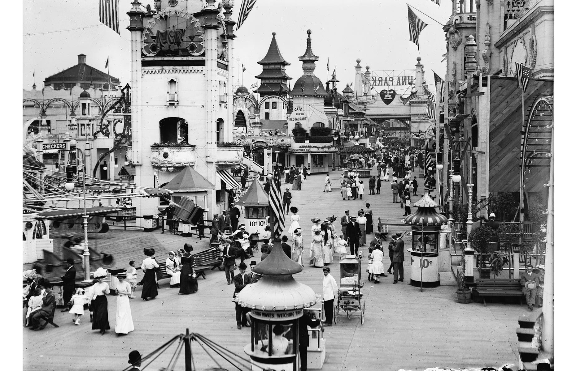 Incredible Retro Images Of America's Top Historic Attractions