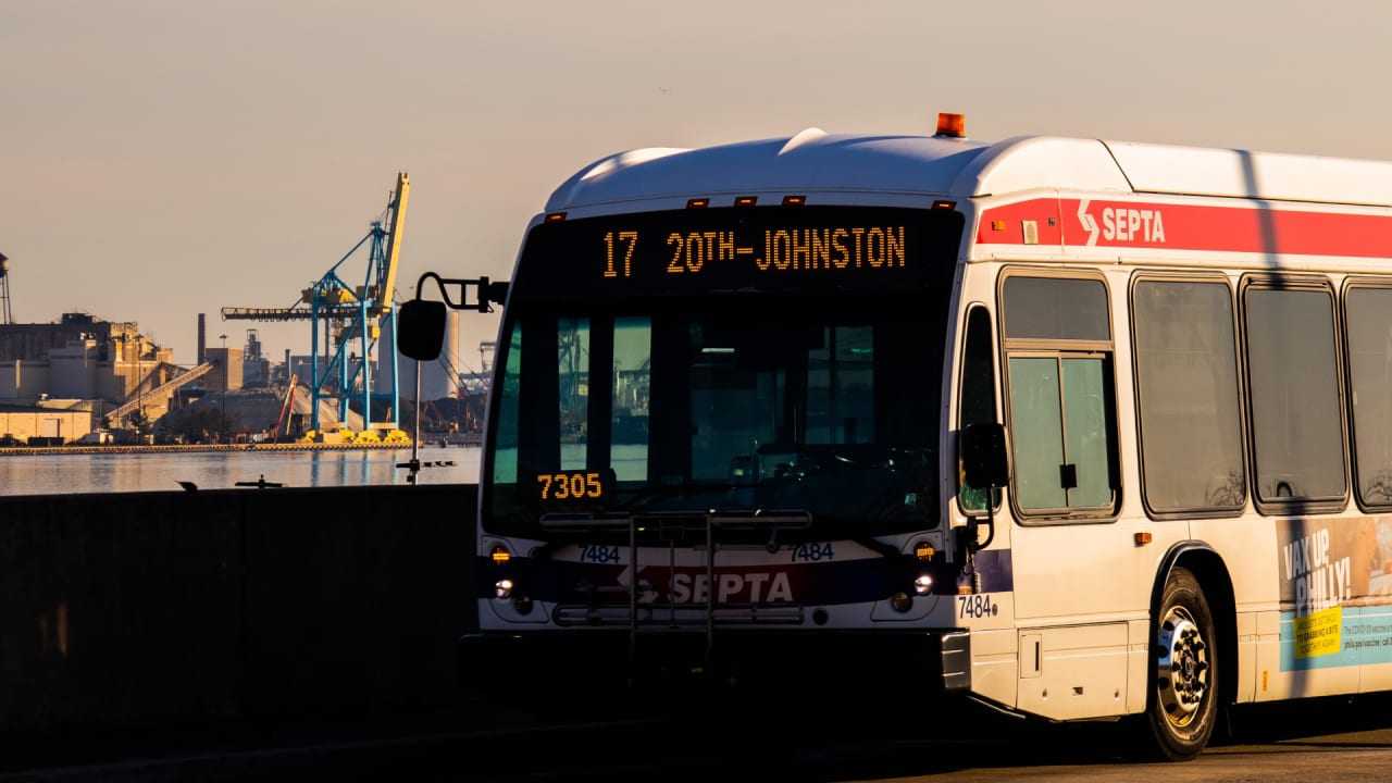 Teen Duo Caught With Machine Guns On SEPTA Bus In Philadelphia: DOJ