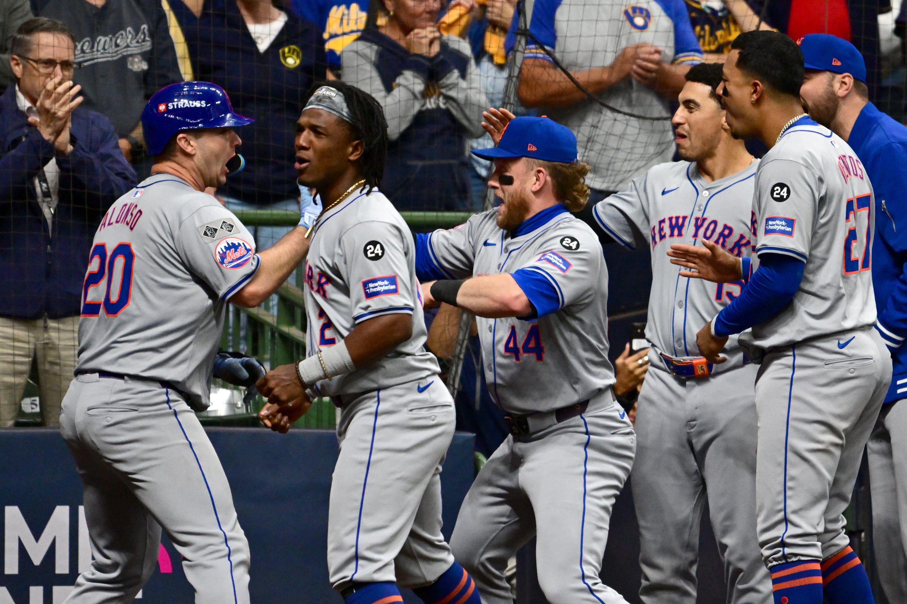Pete Alonso is officially back: Here's what David Stearns says about NY ...