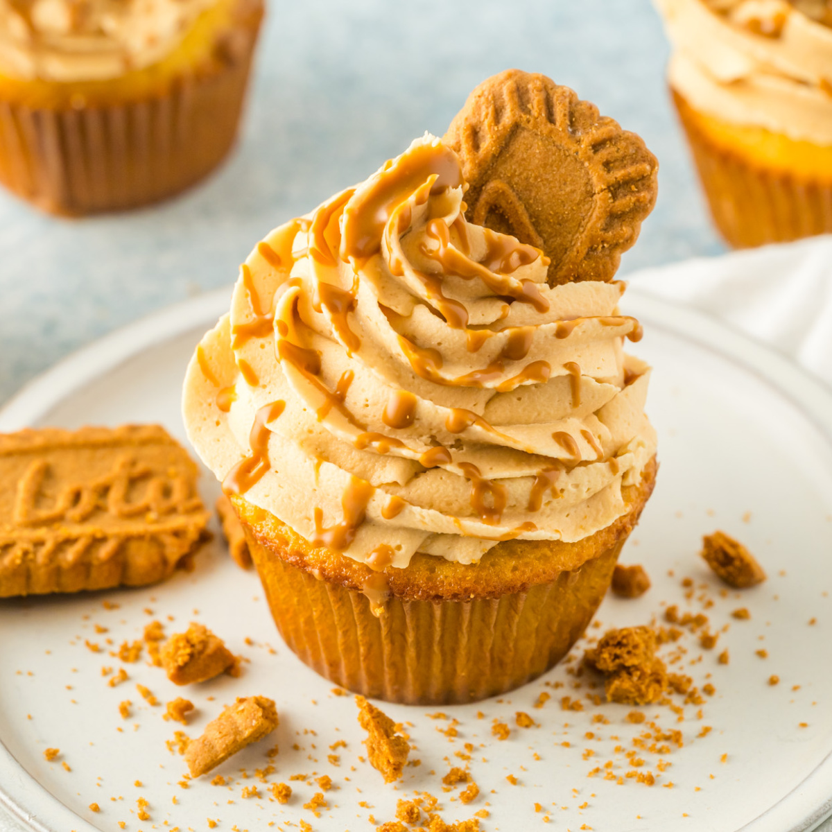 Biscoff Cupcakes (With Biscoff Buttercream Frosting)