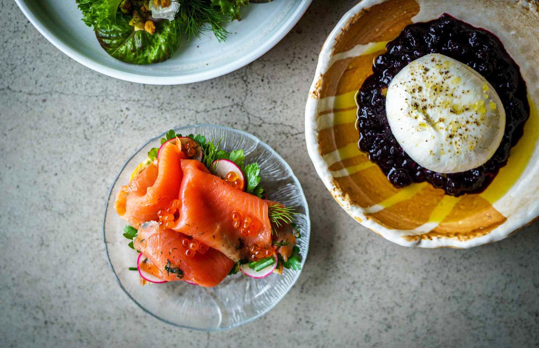 37 Brilliant Canadian Restaurants Worth Crossing The Border For