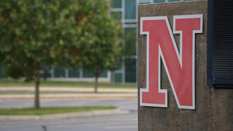 Northview High teacher on leave amid police probe; students not ...