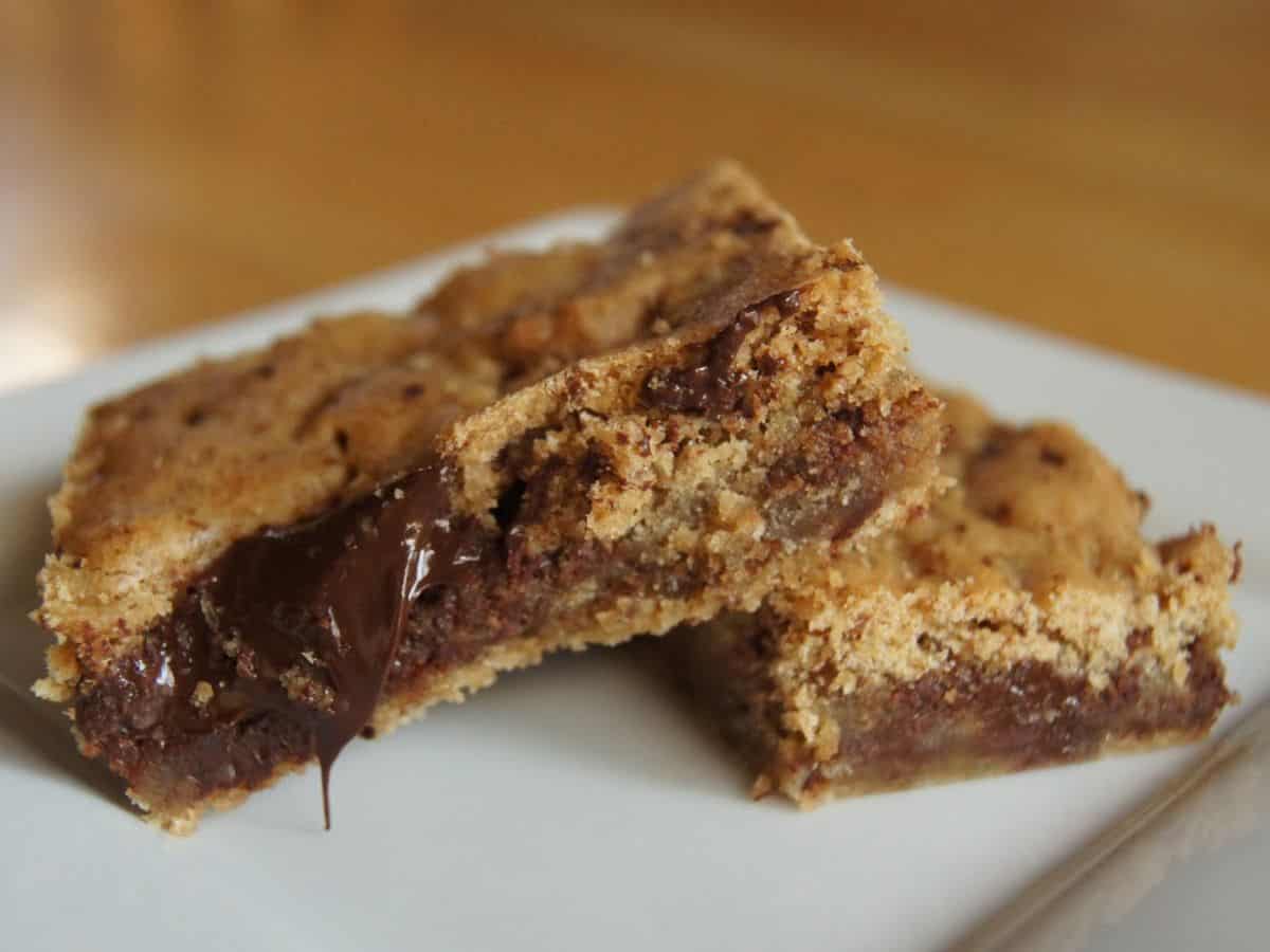 13 Easy to Make Brownies That Taste Like You Stole The Recipe from a Bakery