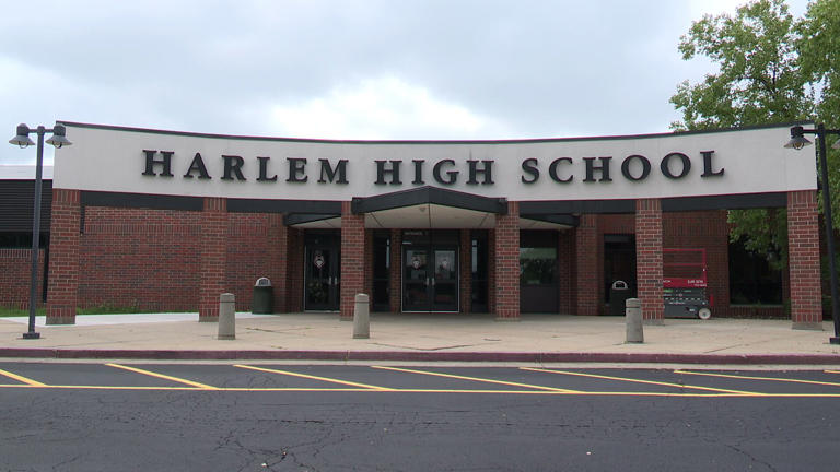 Harlem High School teacher earns Illinois State Board of Education award