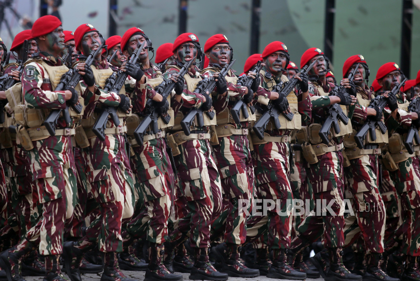 Survei: TNI Jadi Lembaga Paling Dipercaya, KPK dan DPR Rapor Merah Survei: TNI Jadi Lembaga Paling Dipercaya, KPK dan DPR Rapor Merah
