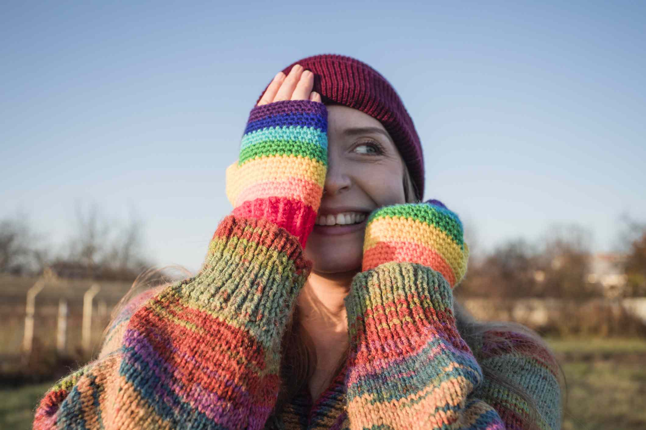 These 7 Nervous Habits Might Actually Be Signs They're Into You