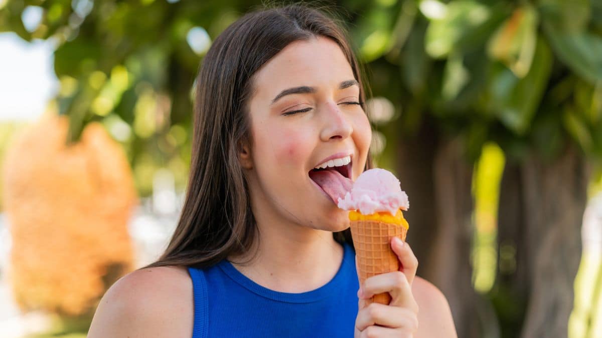 18 Offbeat Side Jobs That Pay Surprisingly High