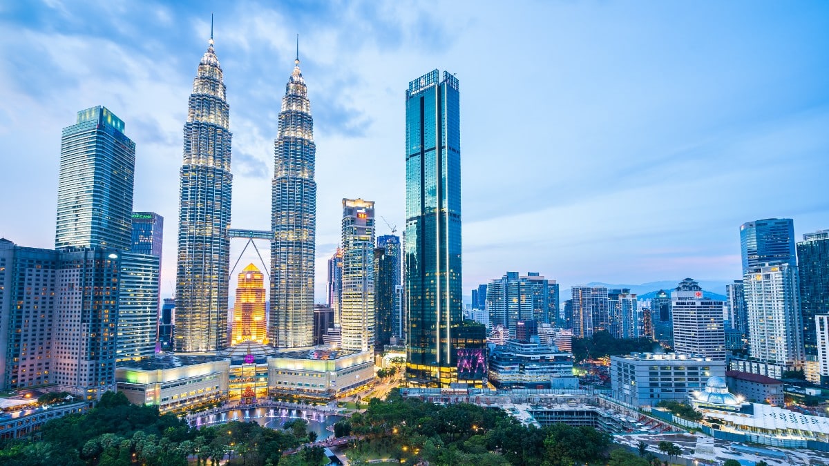 15 Low-Cost Countries to Stretch $500K